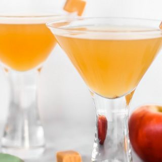 Easy Caramel Appletini (with Apple Cider)